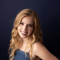 Julia Larson - Pageant Planet