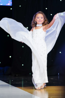 Universal Miss Kentucky - Pageant Planet