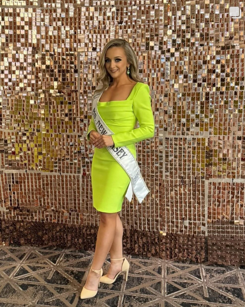 Best Pageant Interview Outfits: 2026 Edition - Pageant Planet